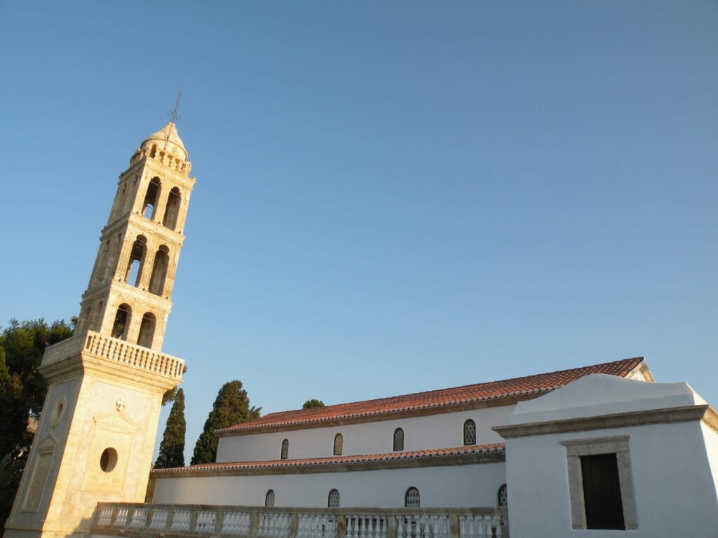 Historic monasteries & churches on Kythera - Visit Kythera